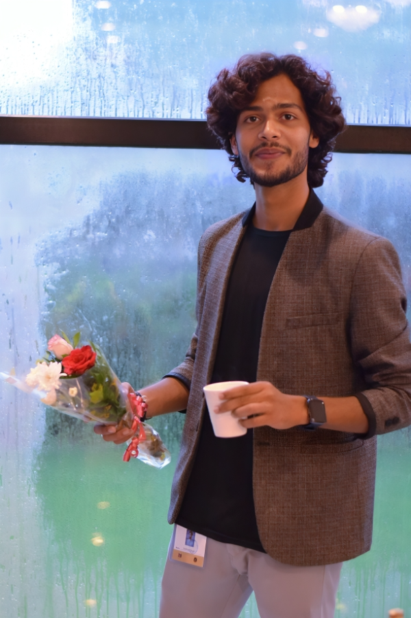 MiKK – The Future of Communication | Avatar-Based Chat